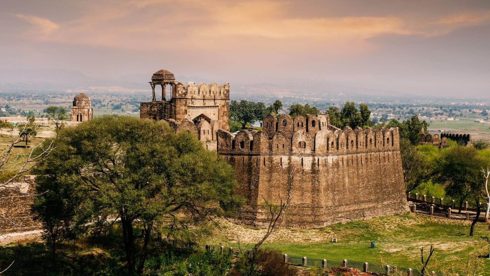 Pakistan - VisitSilkRoad