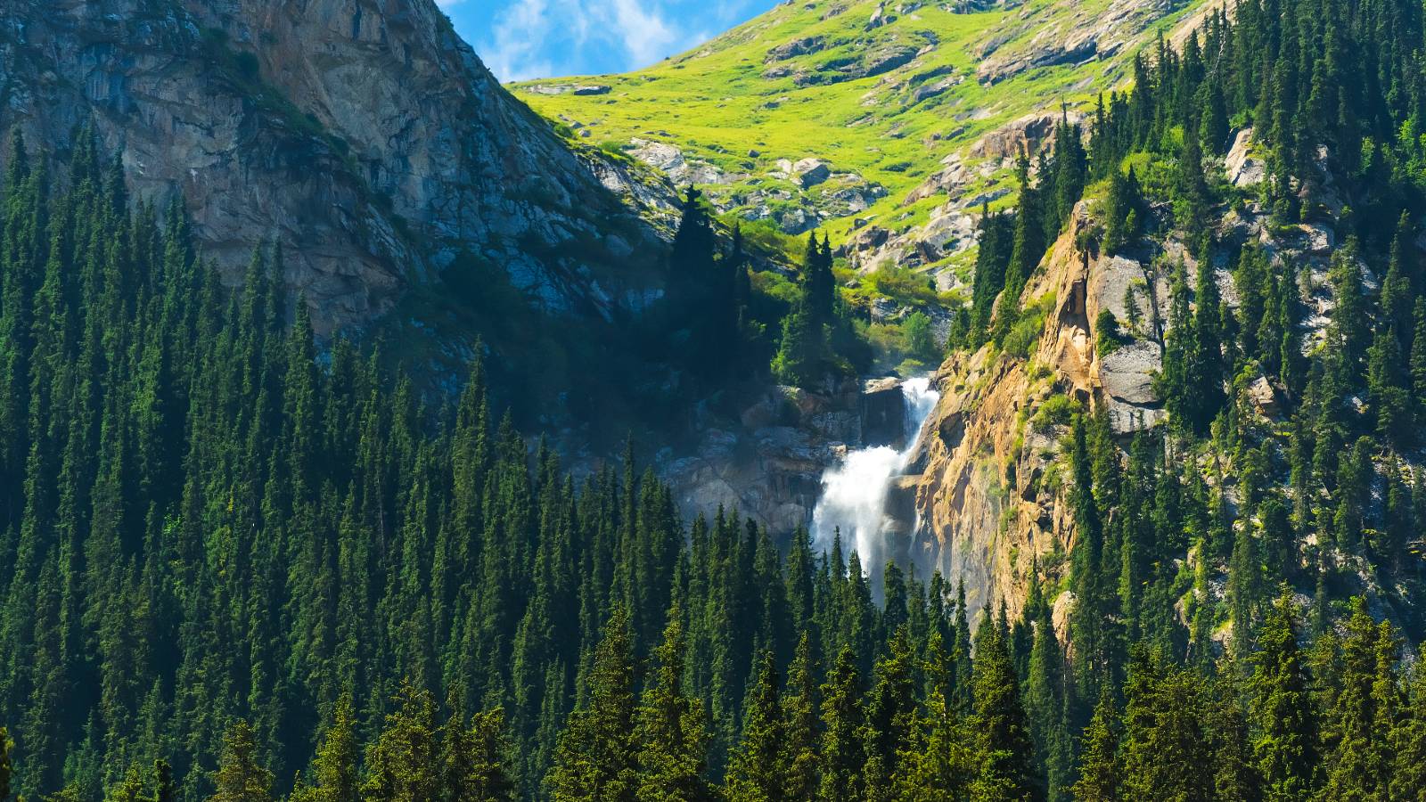 Barskoon Waterfall - VisitSilkRoad