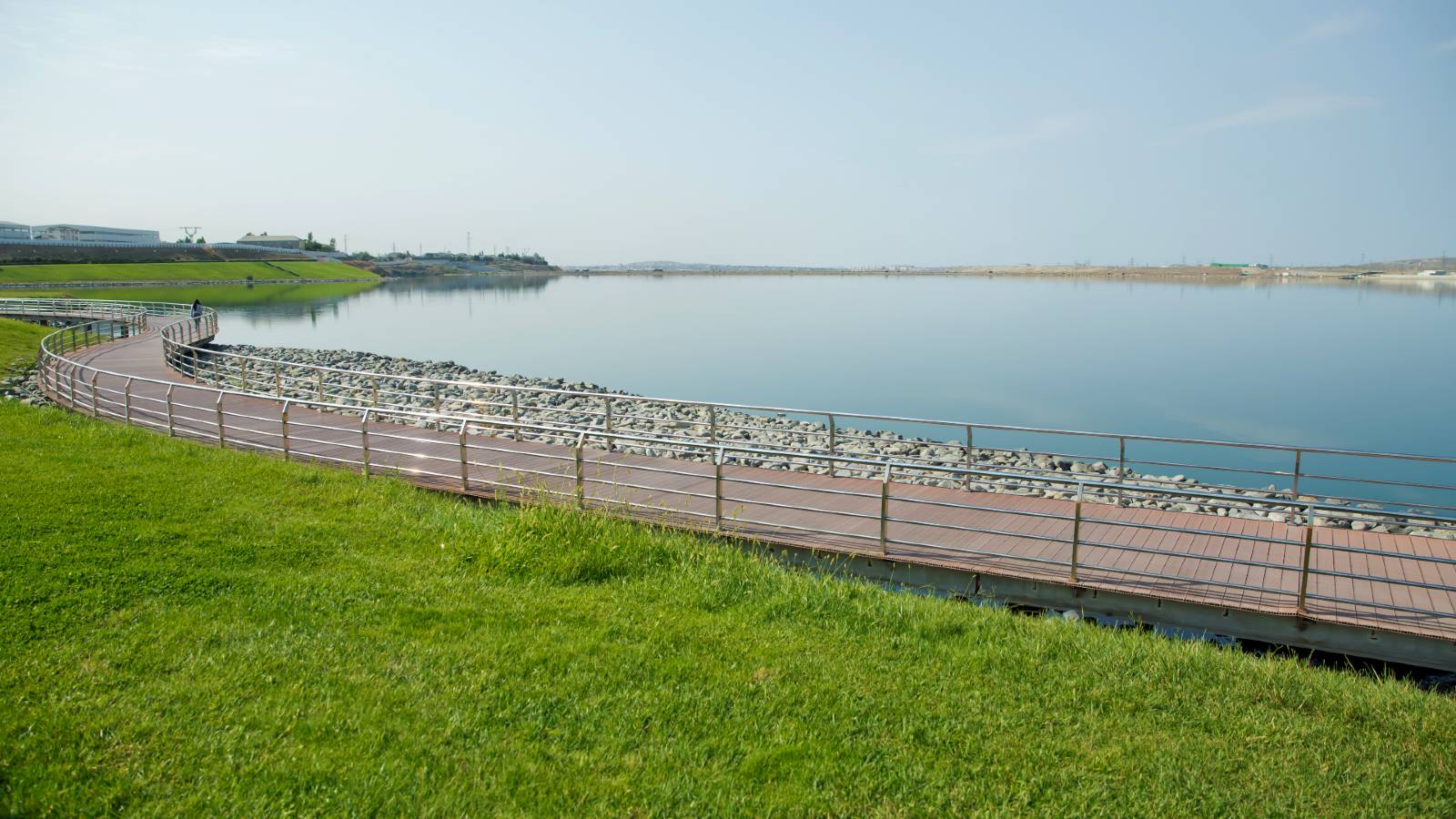 Boyukshor Lake - VisitSilkRoad