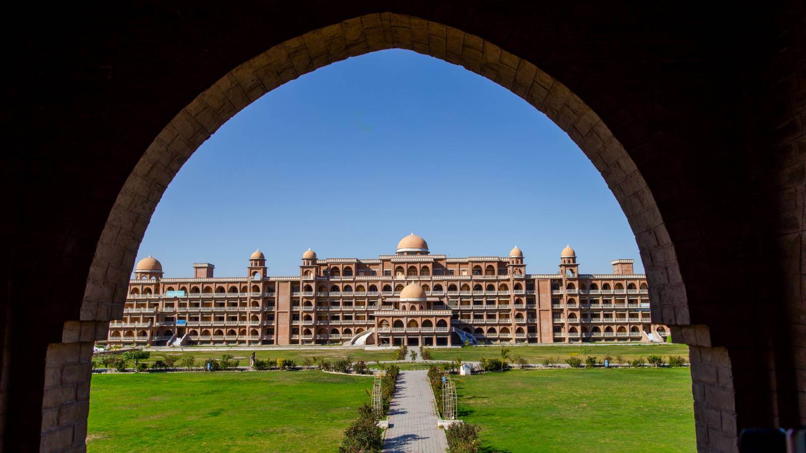 Peshawar Old City - VisitSilkRoad