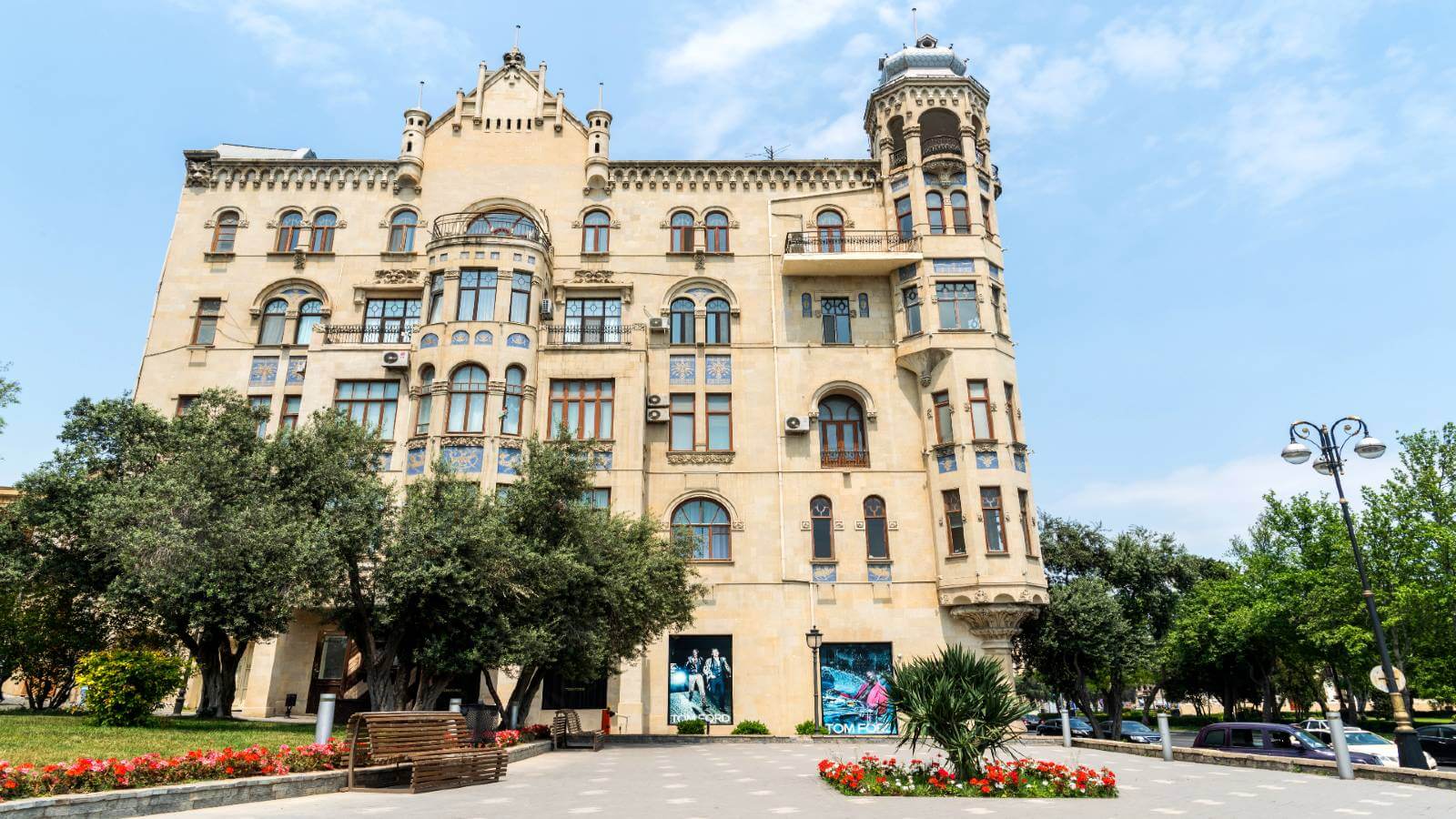 Isa bey Hajinski House - VisitSilkRoad