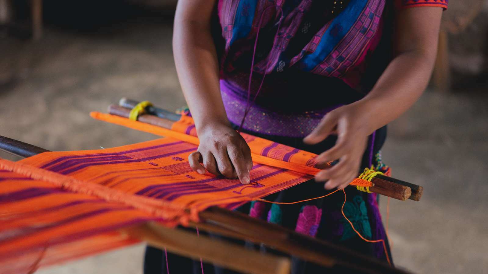 Weaving Tour and Workshop - VisitSilkRoad