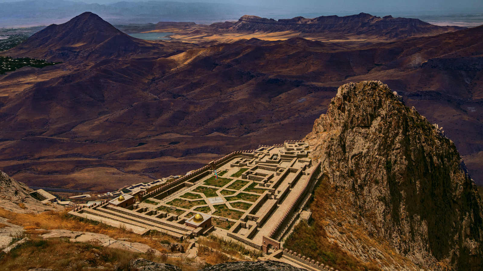 Alinja Castle - VisitSilkRoad